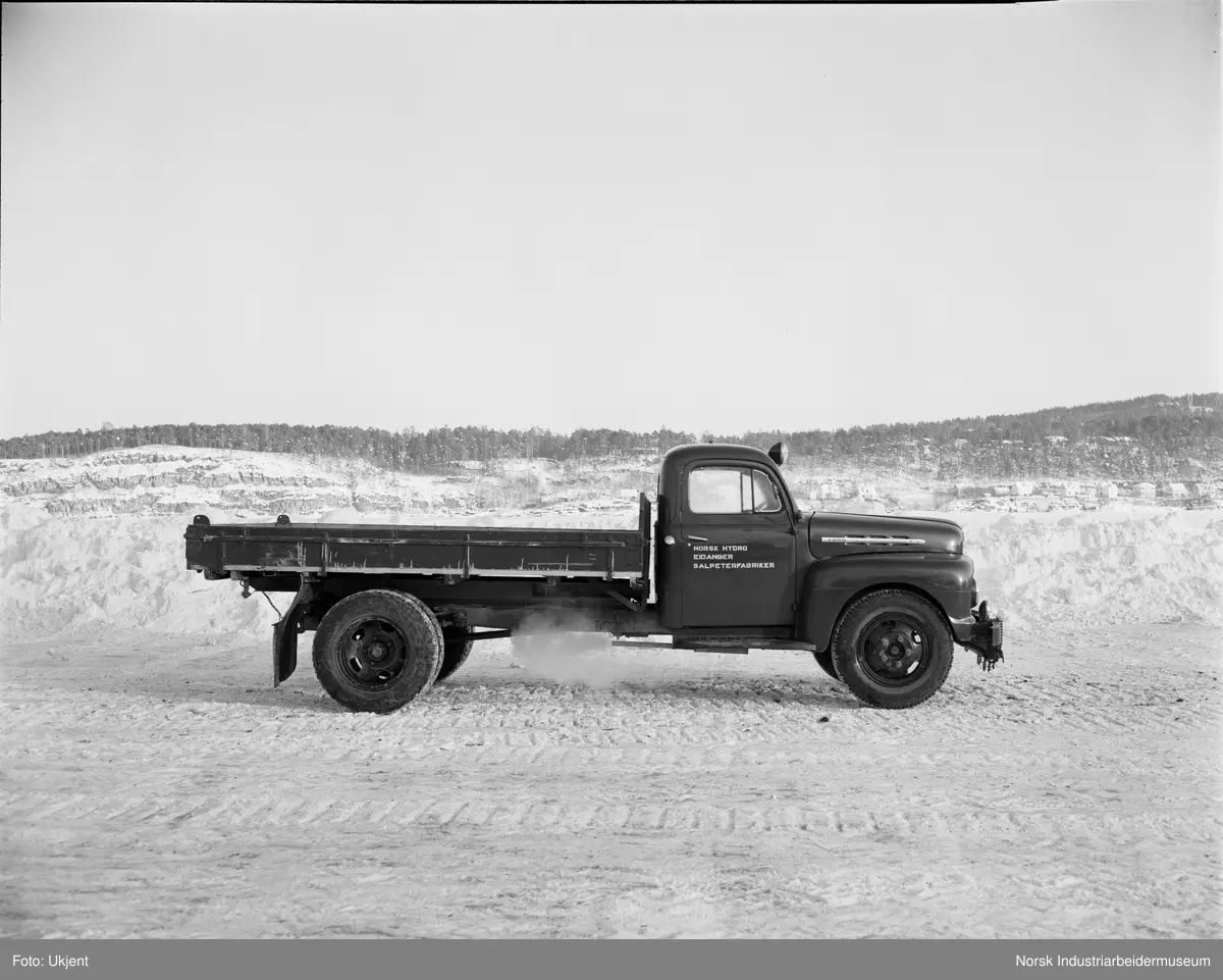Ford lastebil. - Norsk Industriarbeidermuseum / DigitaltMuseum